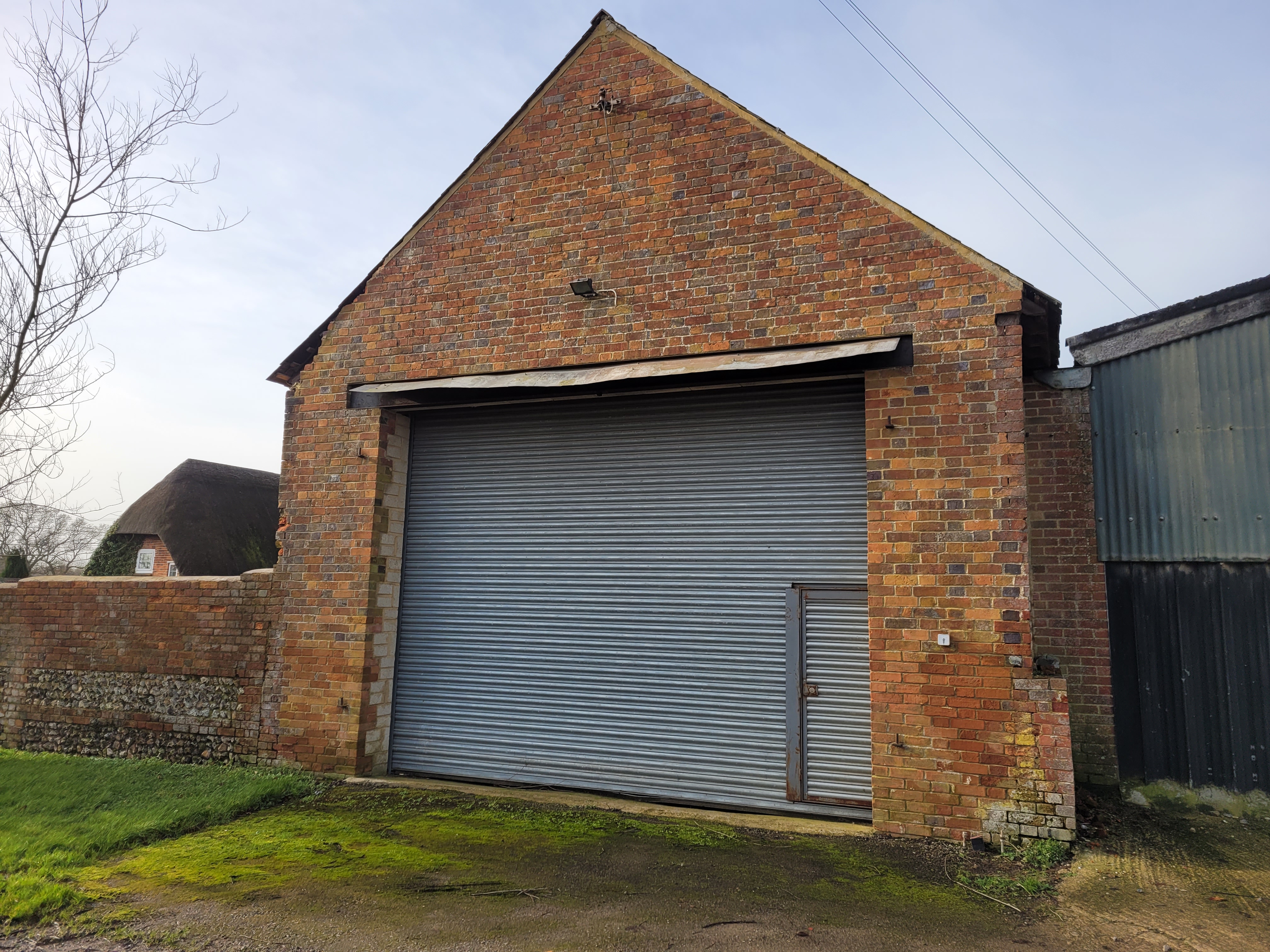 UNDER OFFER The Old Grain Barn, Lower Farm, Chisbury, SN8 3JA